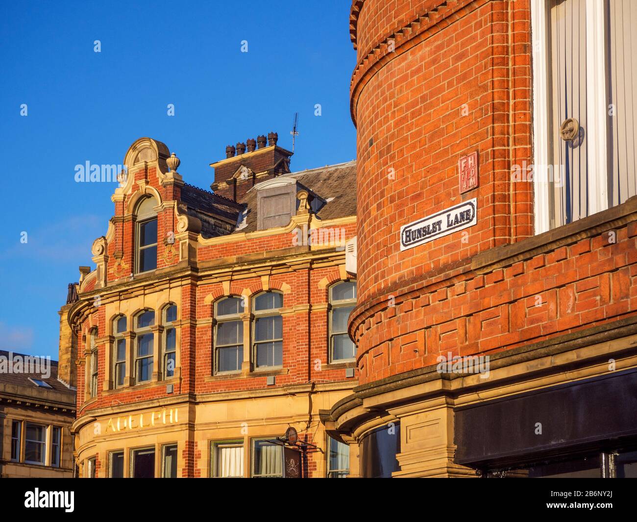 Hunslet built hi-res stock photography and images - Alamy