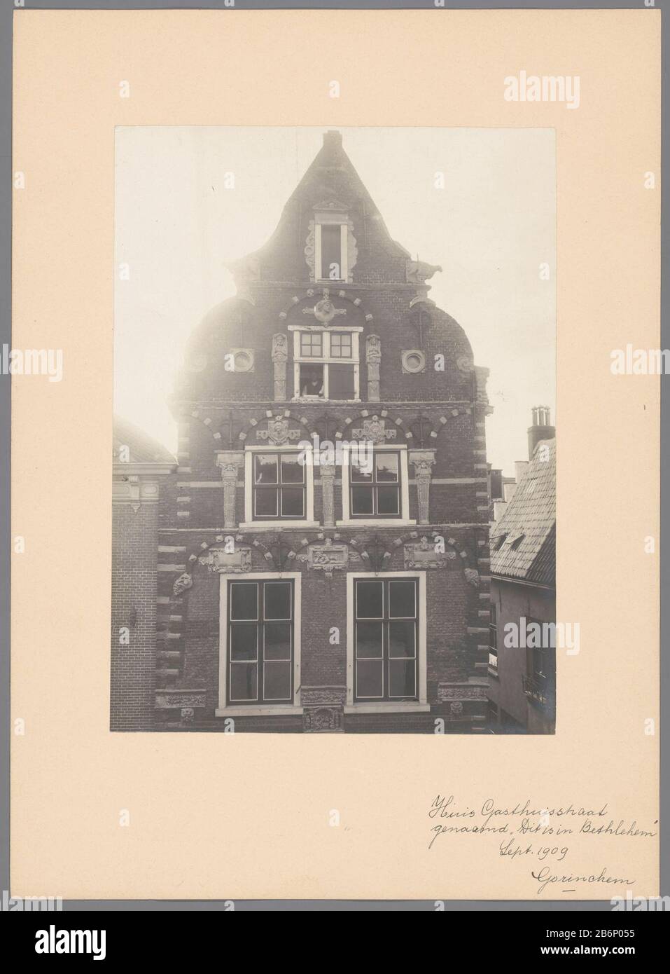 Gevel van het pand Dit is in Bethlehem te Gorinchem Facade of the ...