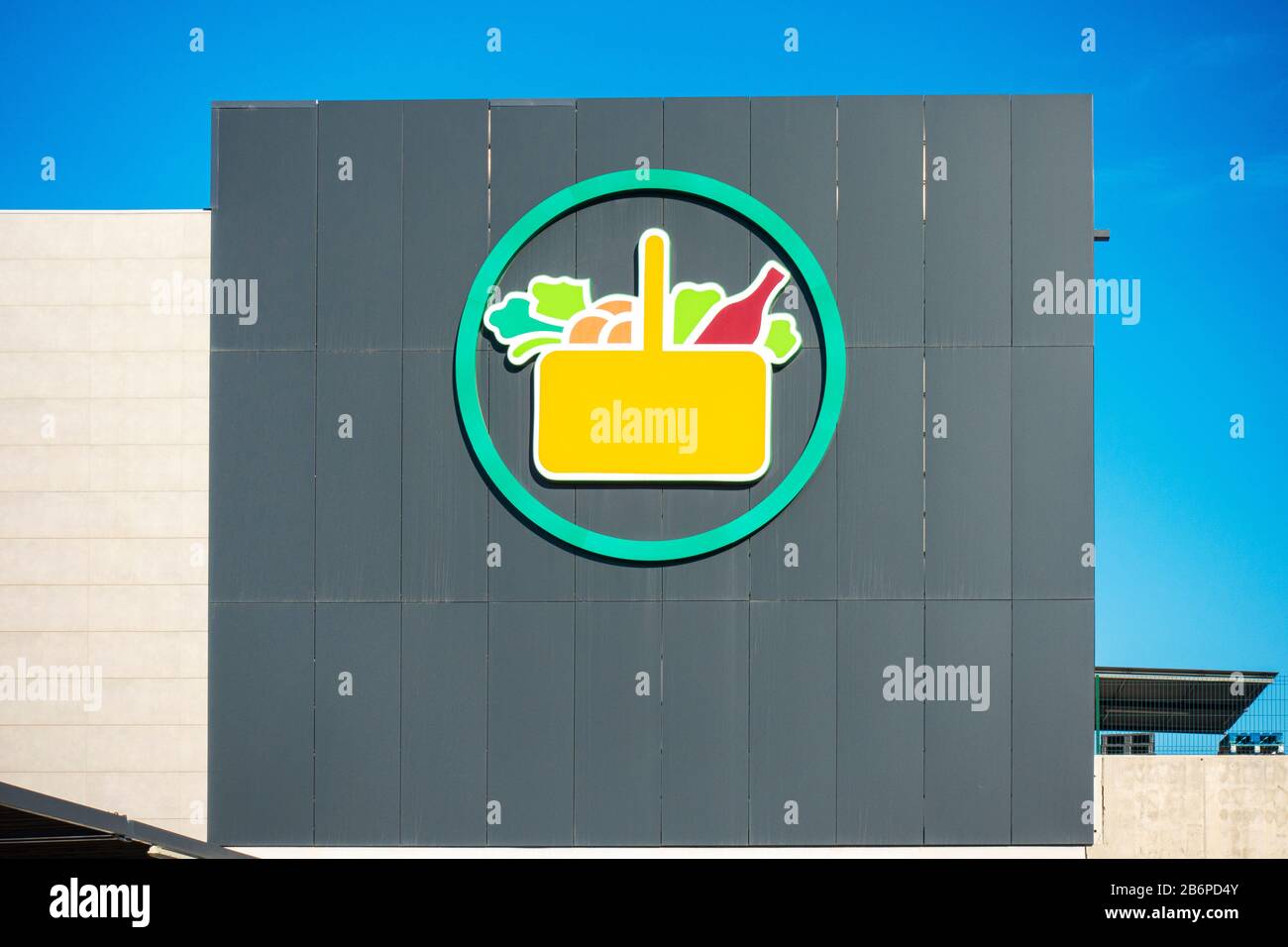 Mercadona logo hi-res stock photography and images - Alamy