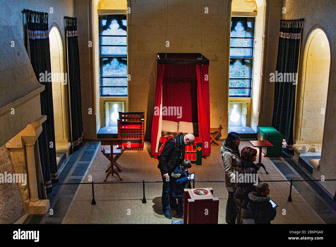 Medieval castle bedroom hi-res stock photography and images - Alamy