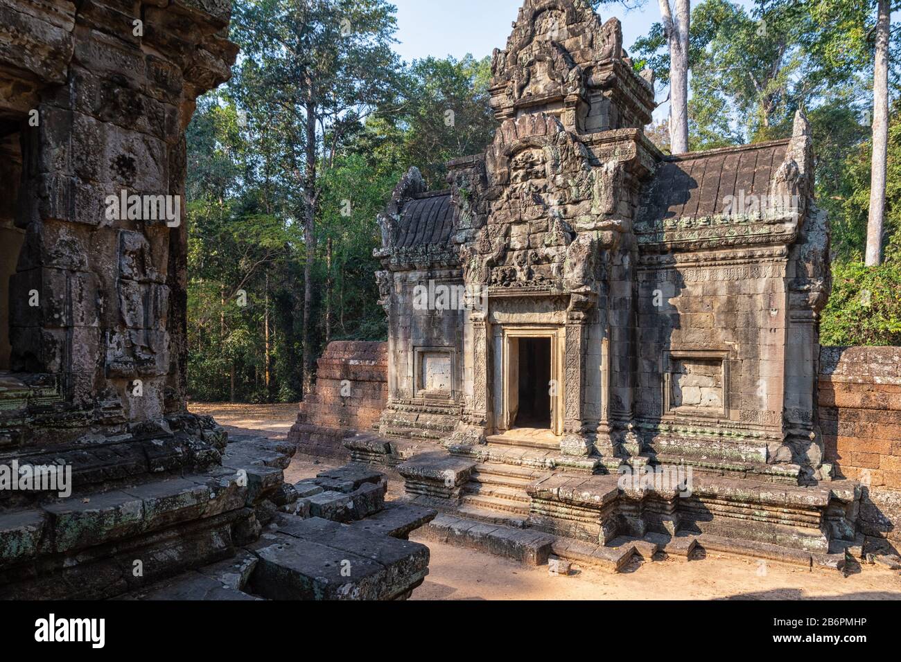 The Thommanon Temple near Angkor Wat in Cambodia Stock Photo - Alamy