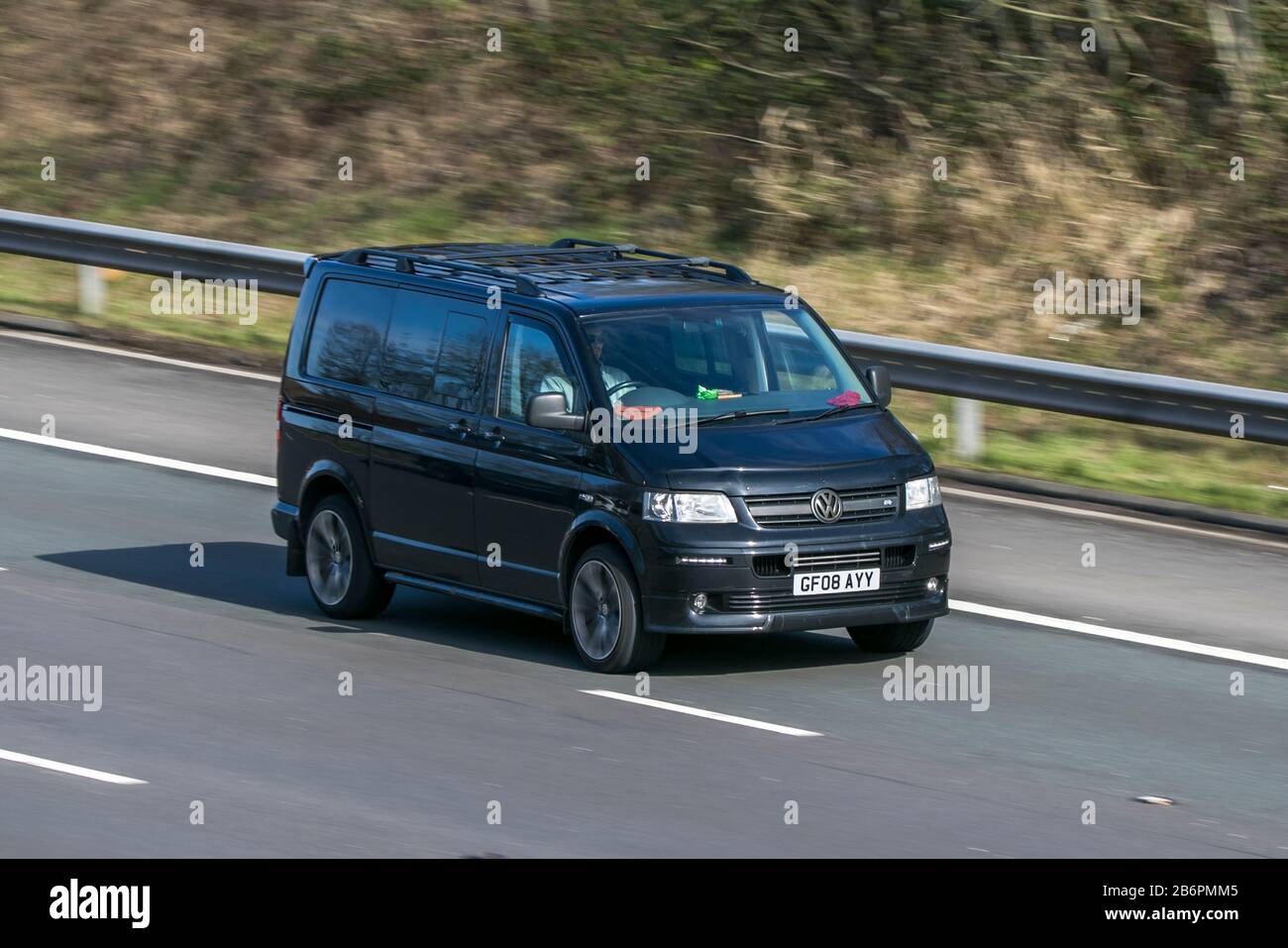 Vw transporter t30 lwb hi-res stock photography and images - Alamy