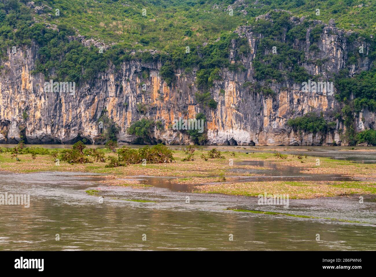 Karst plain hi-res stock photography and images - Alamy