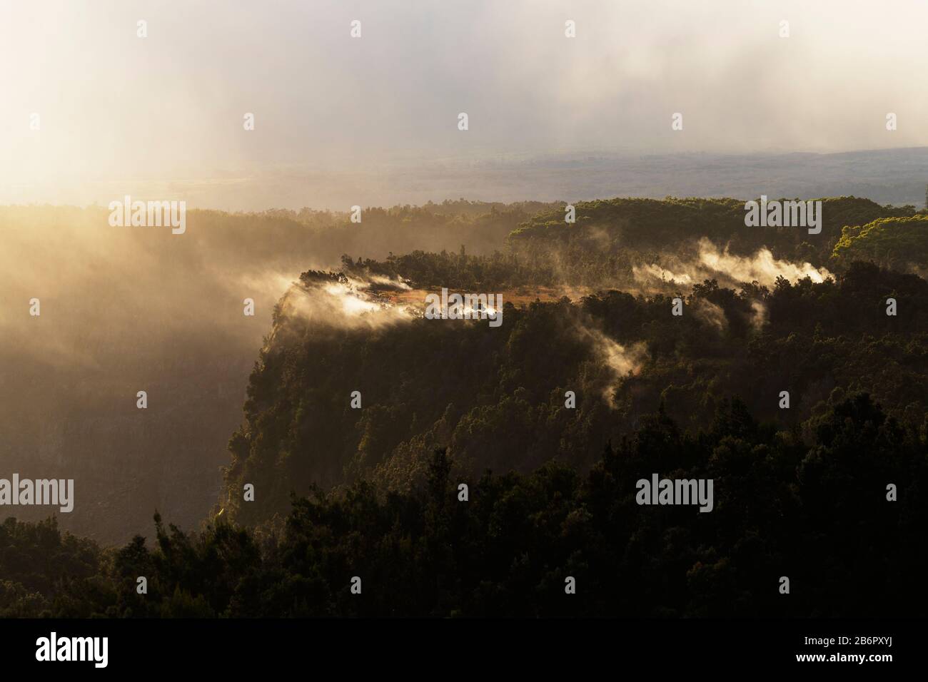 Volcano house hawaii hi-res stock photography and images - Alamy