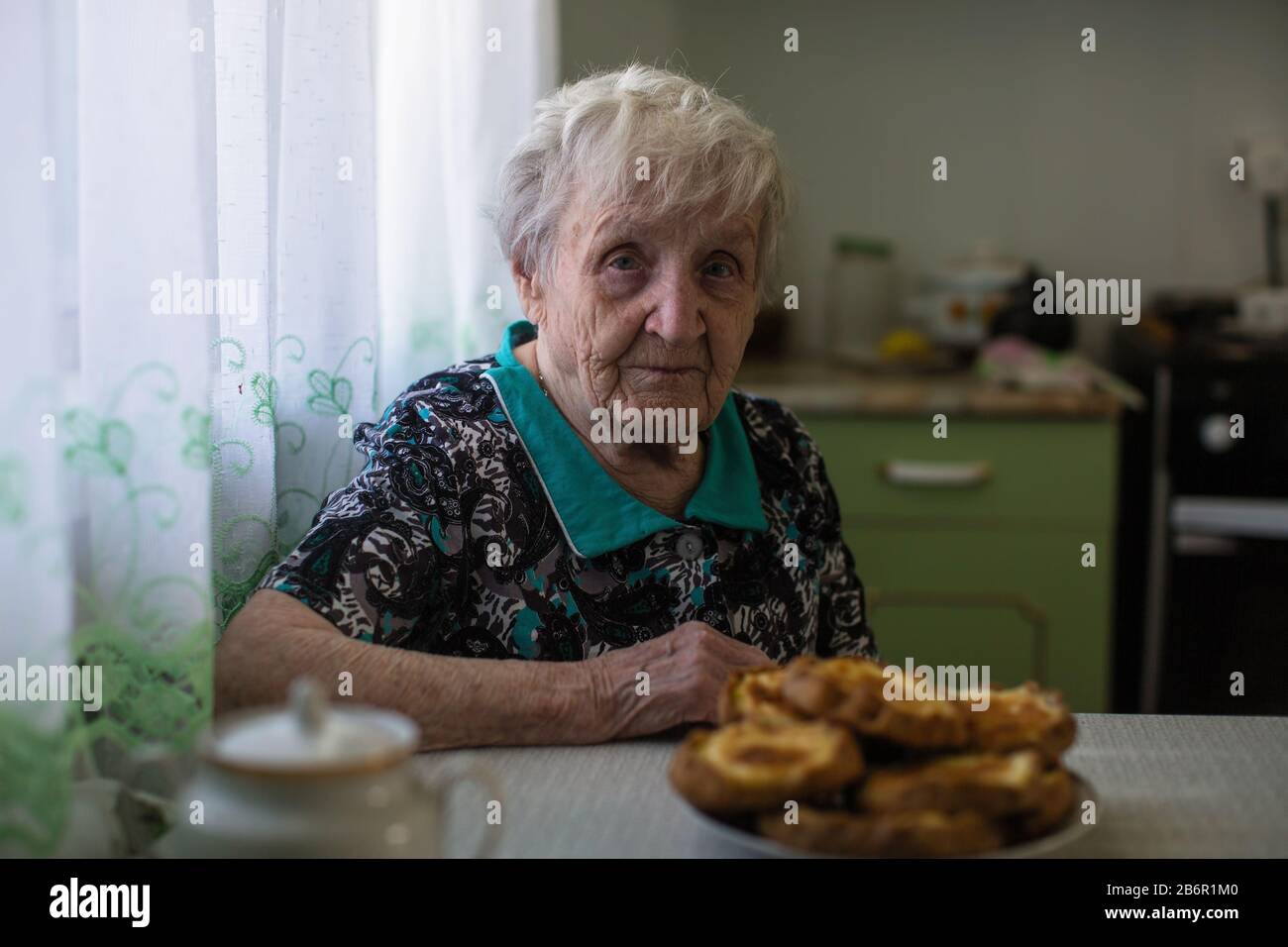 Woman pensioners drinking tea hi-res stock photography and images - Alamy