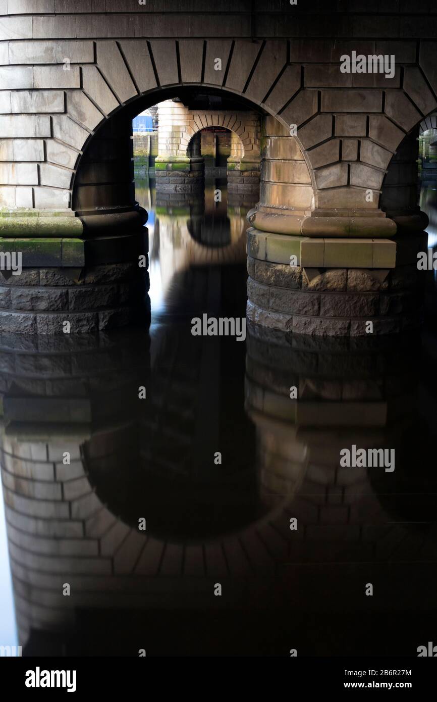 Victorian archway bridge hi-res stock photography and images - Alamy