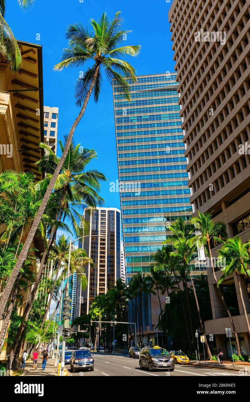Honolulu, Oahu, Hawaii - November 04, 2019: street view in downtown ...
