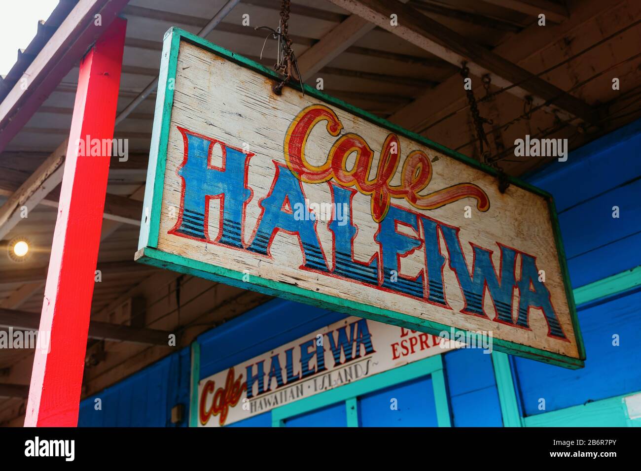 Haleiwa, Hawaii, US - November 06, 2019: colorful store in Haleiwa ...