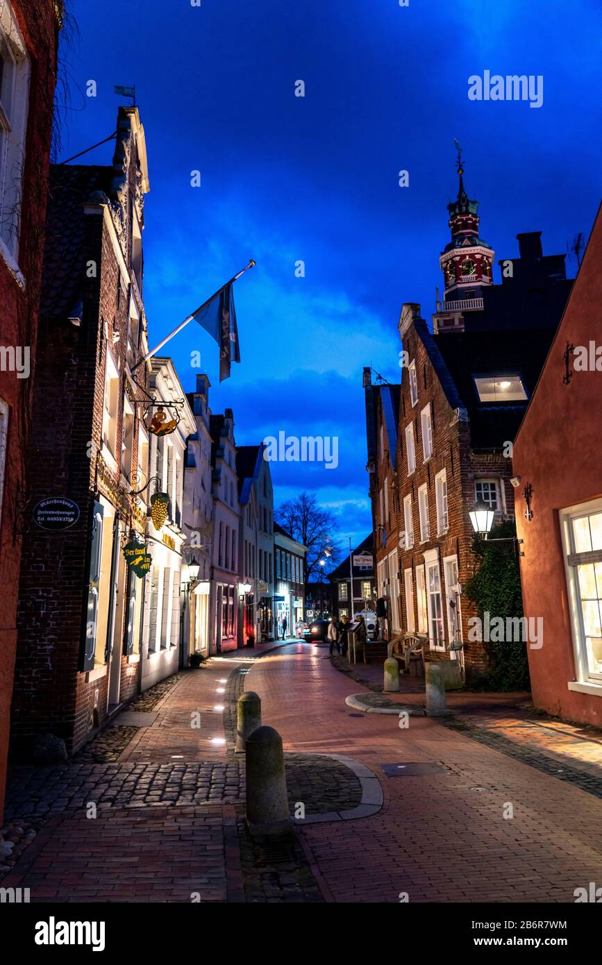 Old town, old town houses, Rathausstrasse, Leer, Ostfriesland, Lower ...