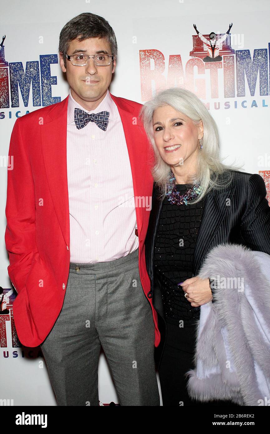 Jamie Deroy High Resolution Stock Photography and Images - Alamy