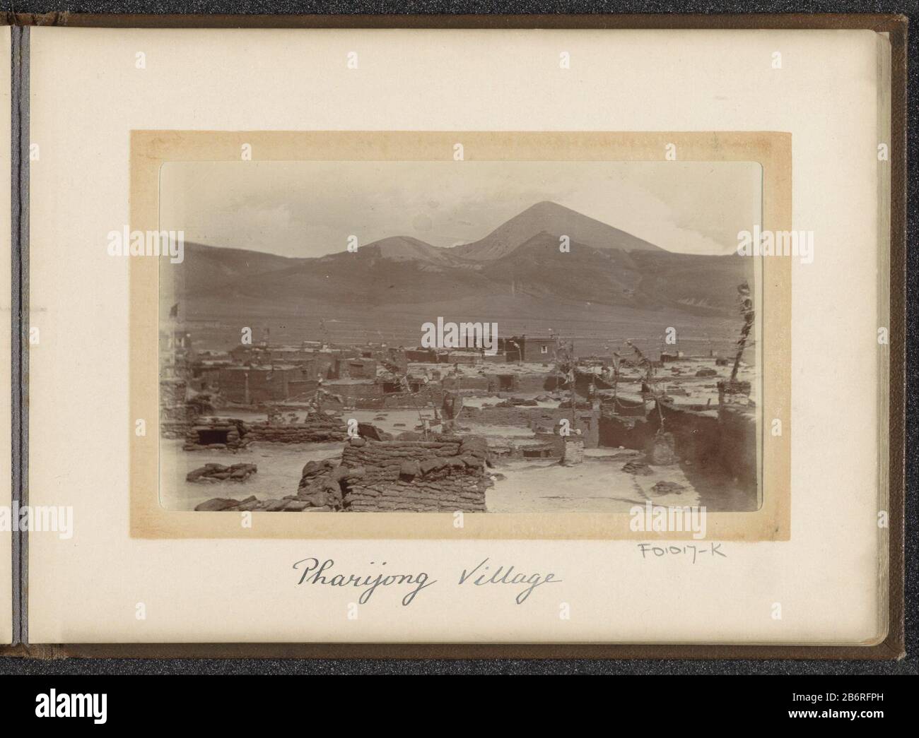 Tibet phari hi-res stock photography and images - Alamy