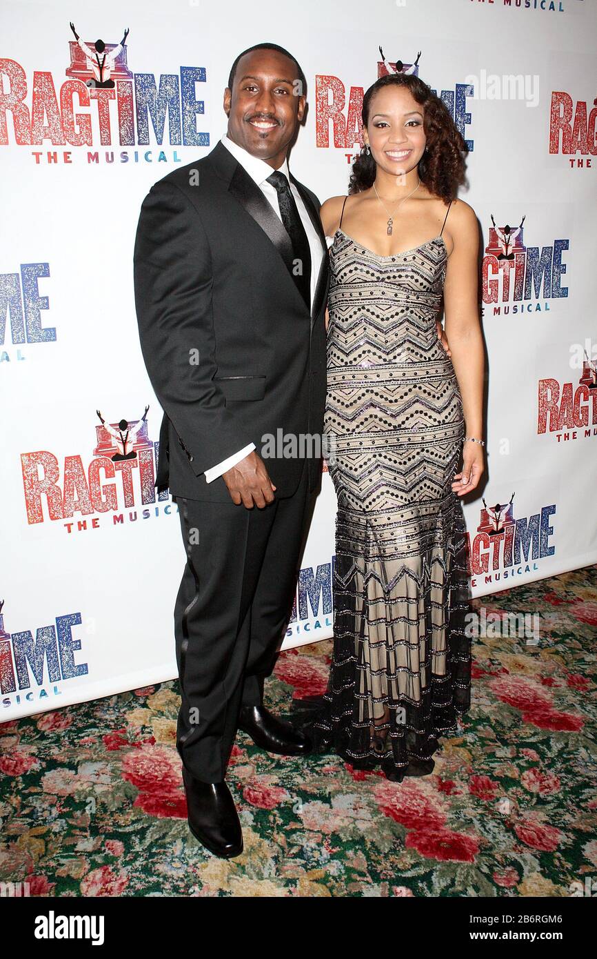 Umoh hi-res stock photography and images - Alamy