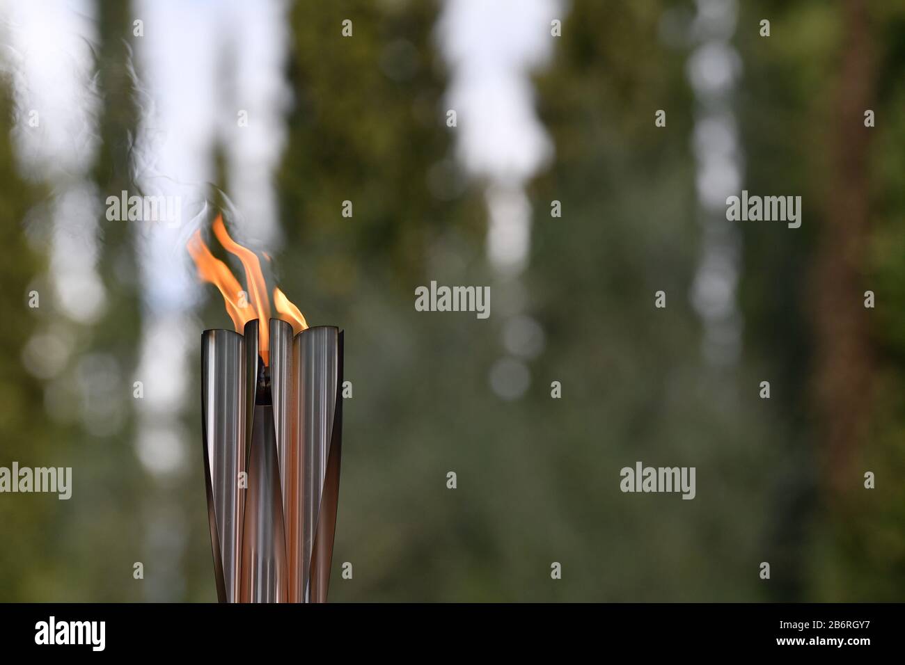 Lighting ceremony of the olympia hi-res stock photography and images ...