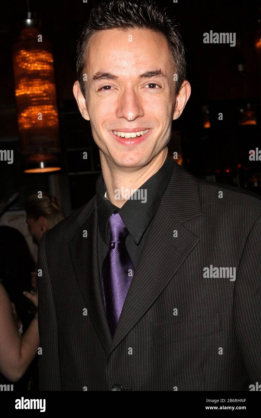 New York, NY, USA. 19 November, 2009. Celebrity magician Matt Wayne at ...