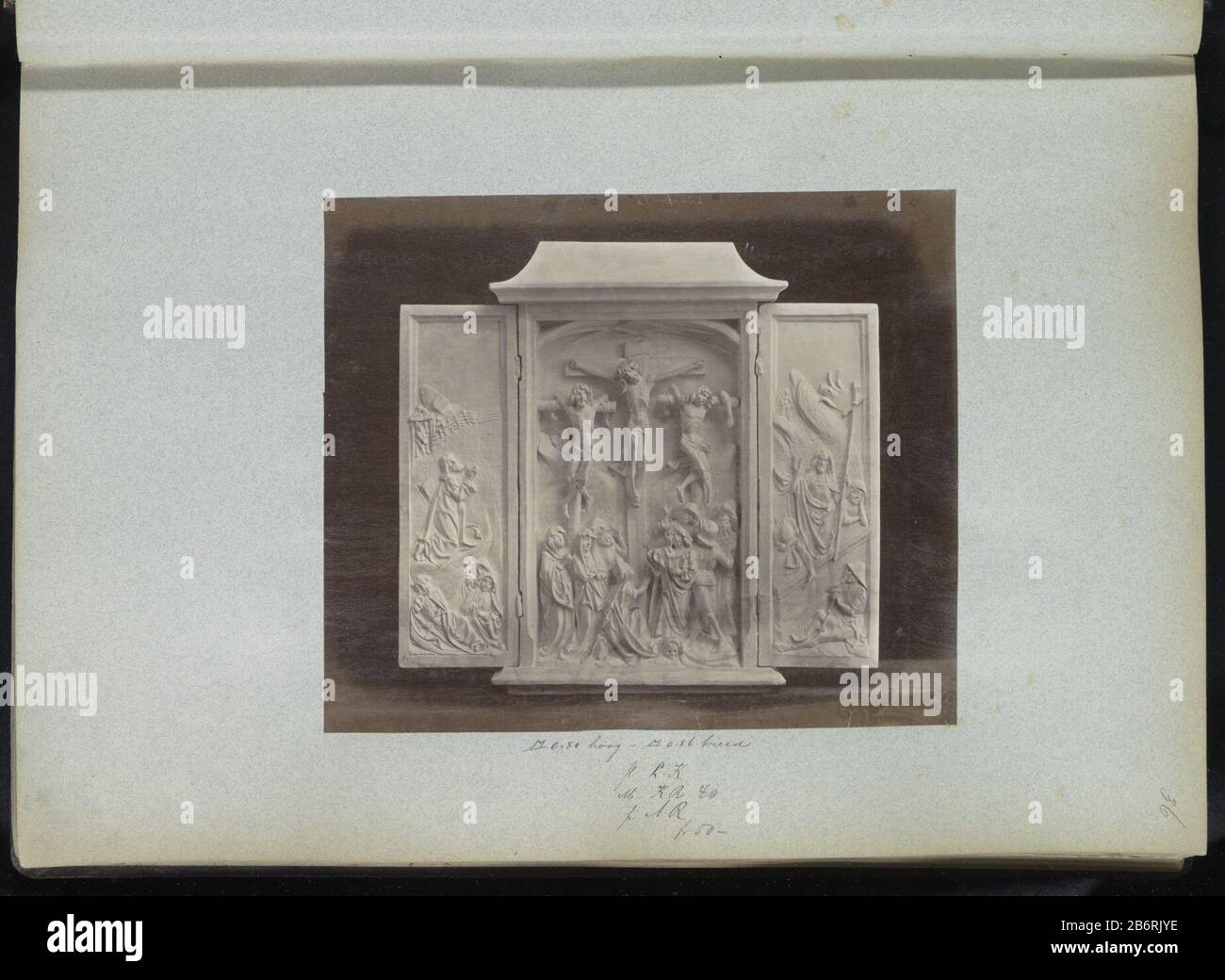 Sculpture crucifixion hi-res stock photography and images - Alamy