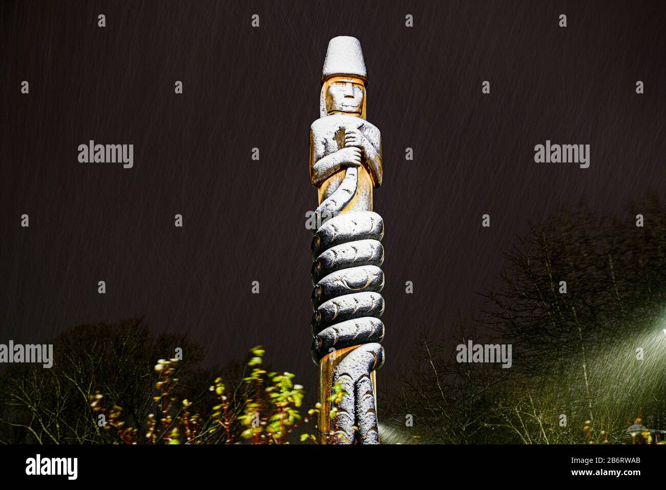Musqueam totem Pole carved by artist, Brent Sparrow Jr., relates ...