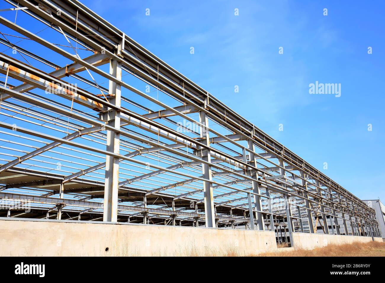 Steel frame structure at construction site Stock Photo - Alamy
