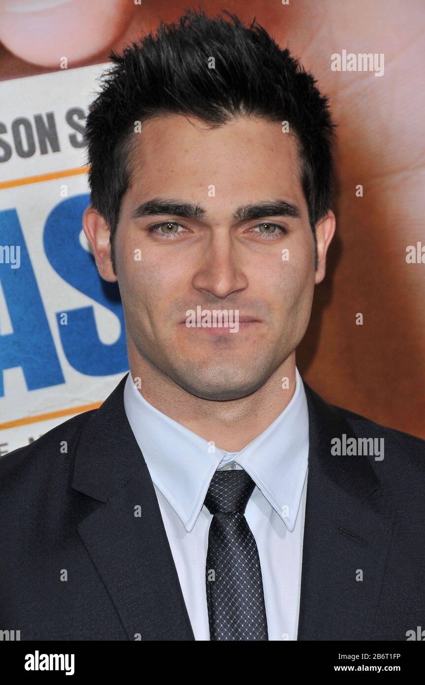 Tyler Hoechlin Hall Pass