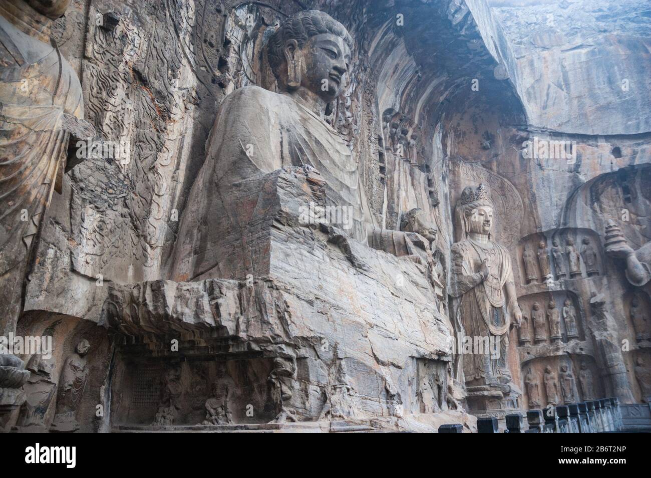 Longmen caves northern hi-res stock photography and images - Alamy