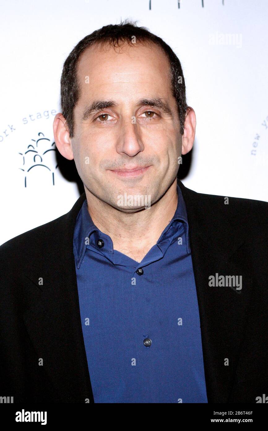 New York, NY, USA. 13 December, 2009. Peter Jacobson at the New York ...