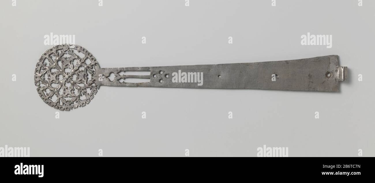 Hengsel Handle with circular ornament. From a Northern Italian or ...