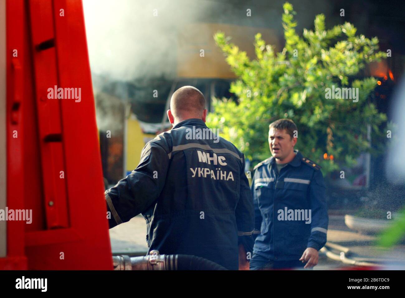 The real work of firefighters and the police at the scene. Operational ...