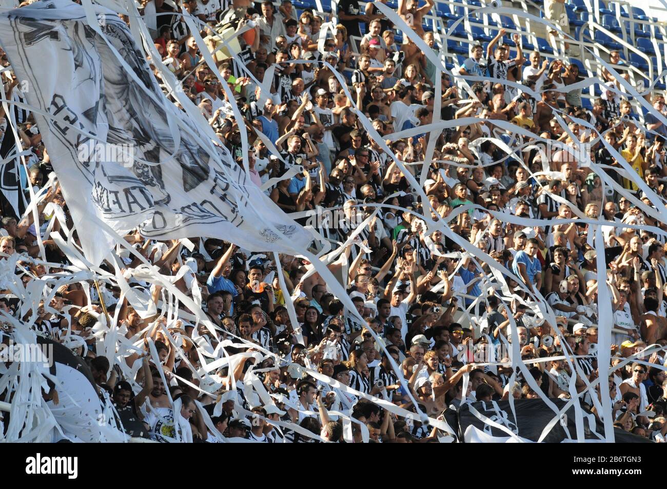 Rio de Janeiro - Brazil, March 9, 2020. fans of the teams from Brazil ...