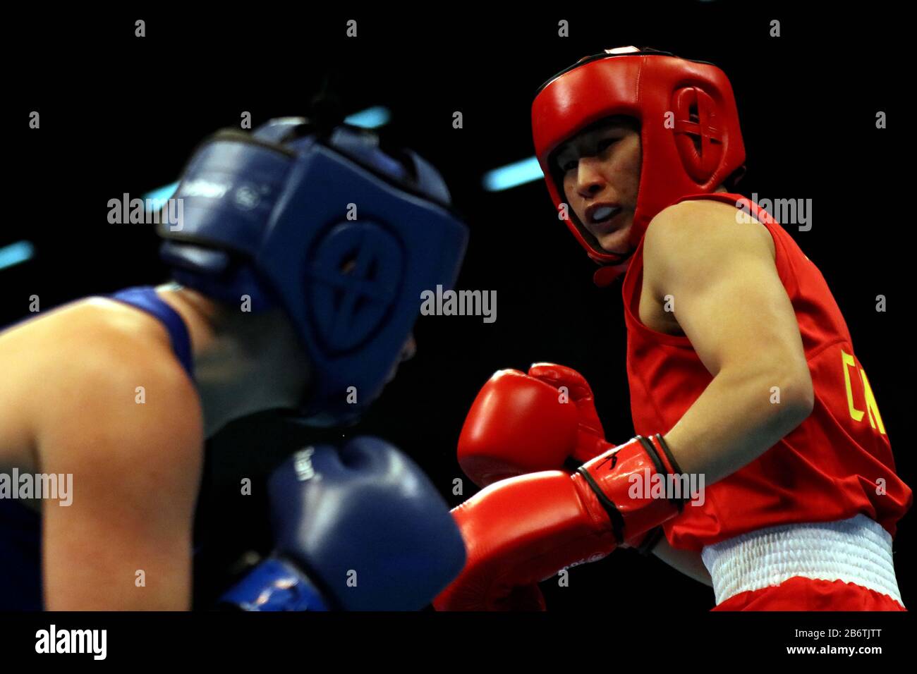 Womens middleweight boxing hi-res stock photography and images - Alamy
