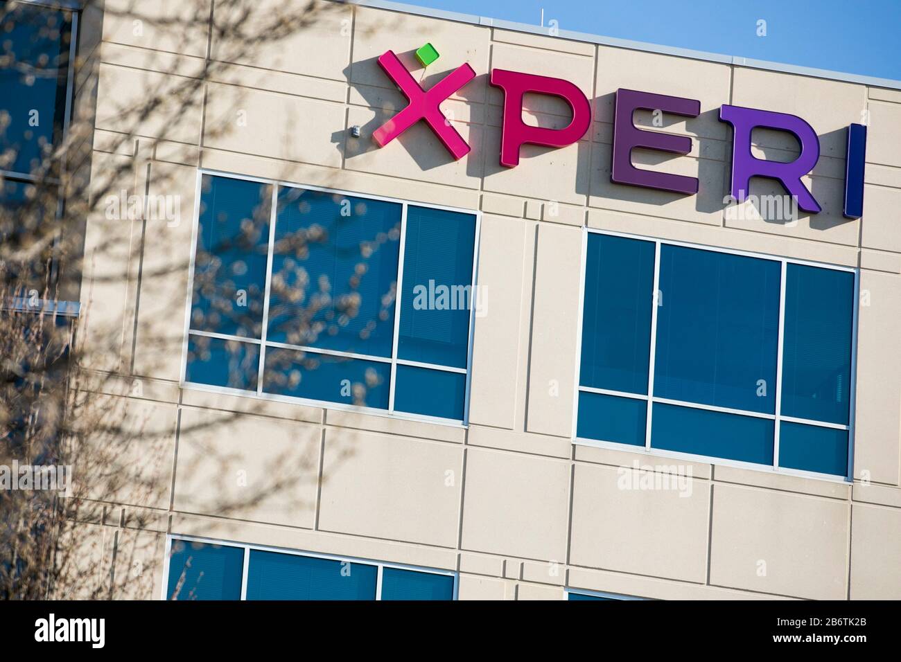 Xperi logo hi-res stock photography and images - Alamy