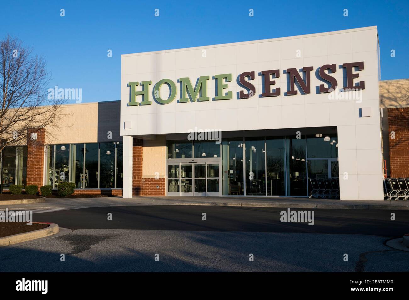 Homesense hi-res stock photography and images - Alamy