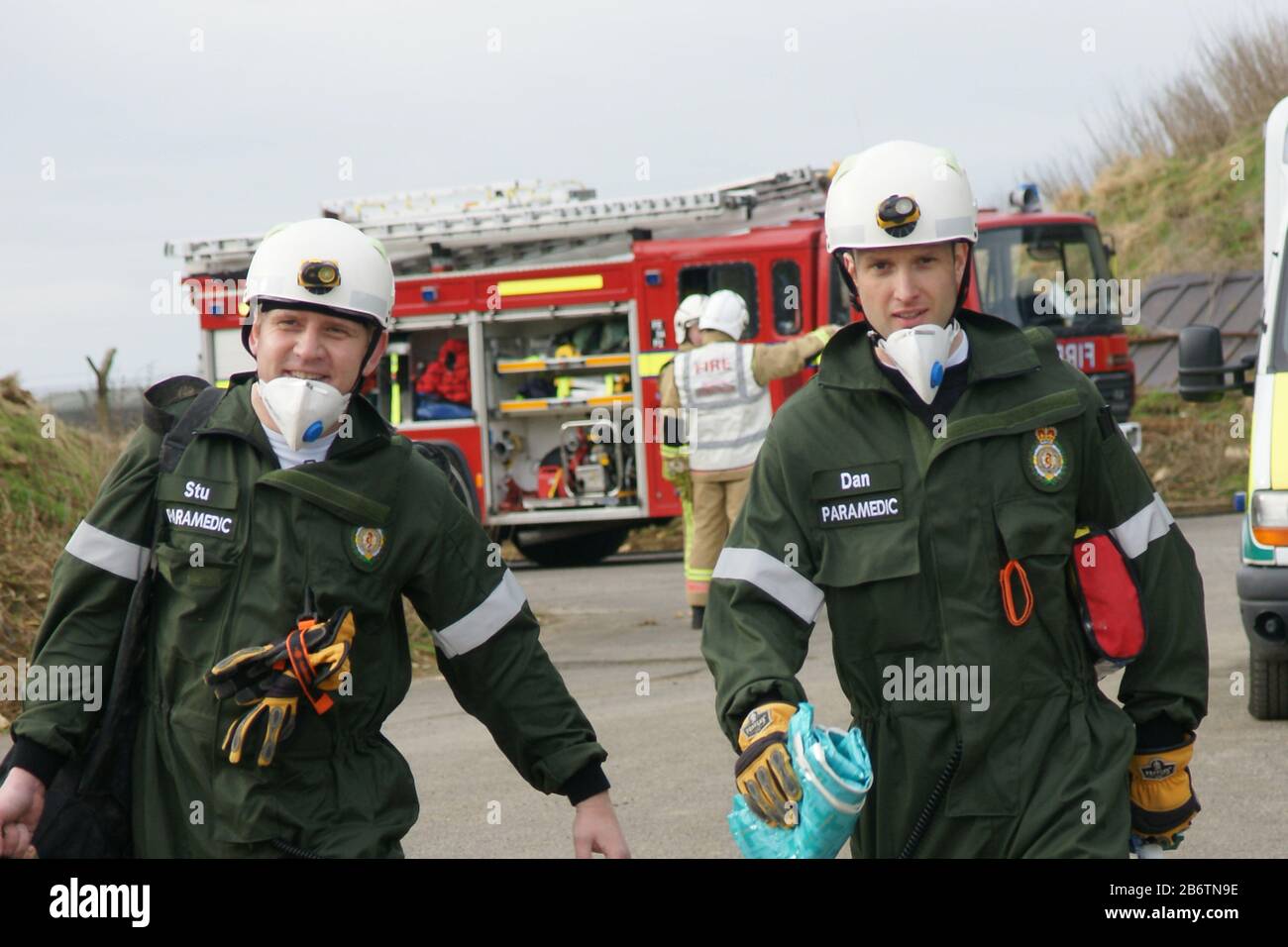 Uk ambulance crew hi-res stock photography and images - Alamy