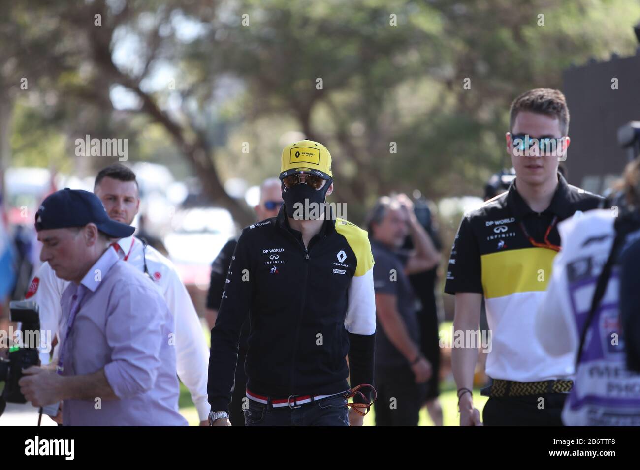 Renault f1 team walk circuit team hi-res stock photography and images ...