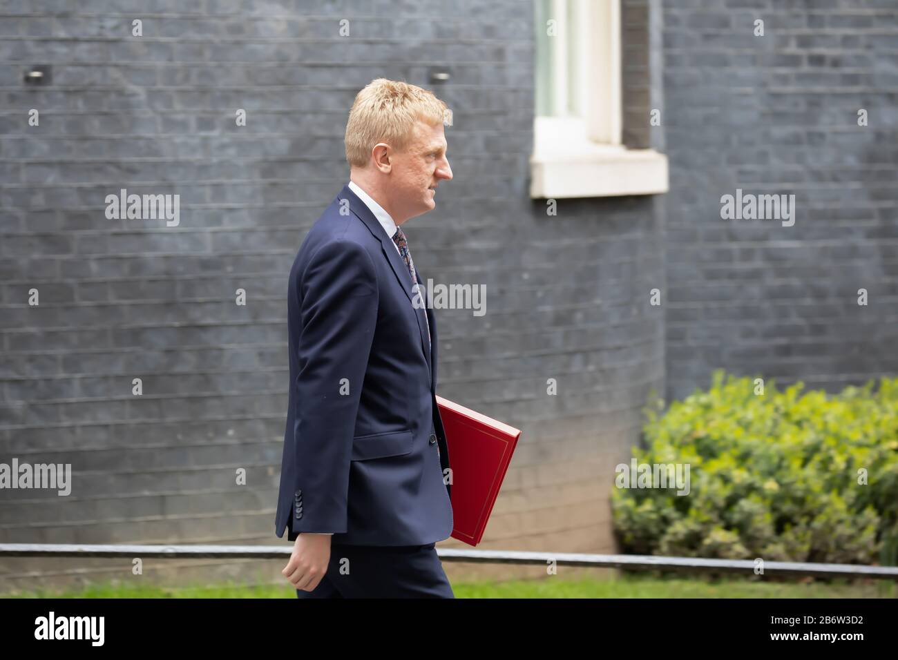 The Rt Hon Oliver Dowden CBE MP leaves Downing Street for the Houses of ...
