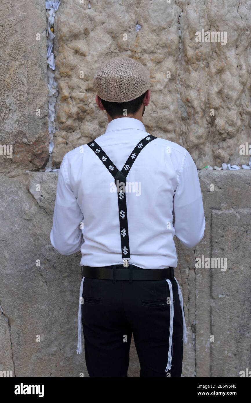 Religious jewish man praying wearing hi-res stock photography and ...