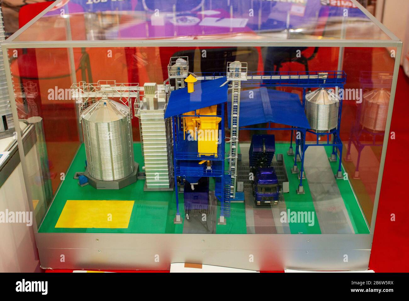 The granary model printed on the 3D printer. Warehouse for storing ...