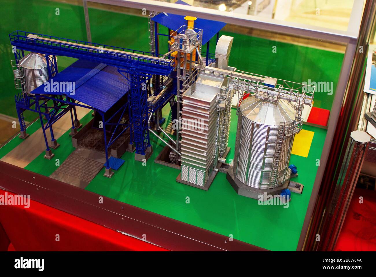 The granary model printed on the 3D printer. Warehouse for storing ...