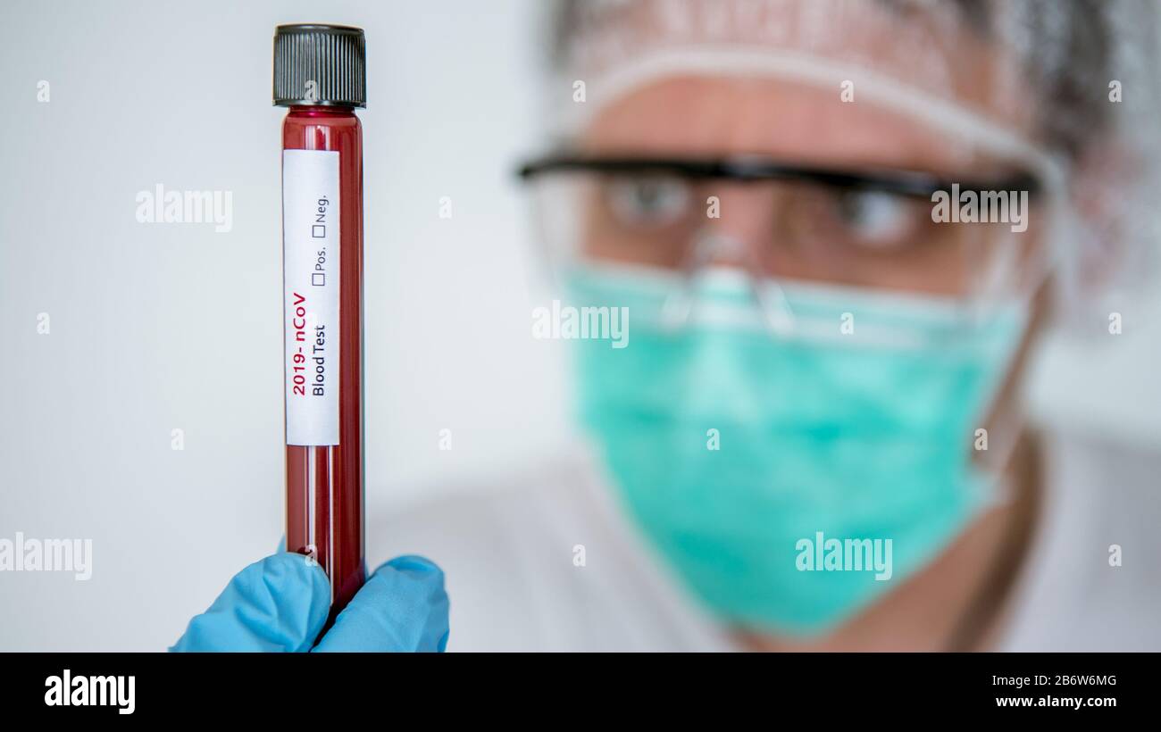 Surgical blood face hi-res stock photography and images - Alamy