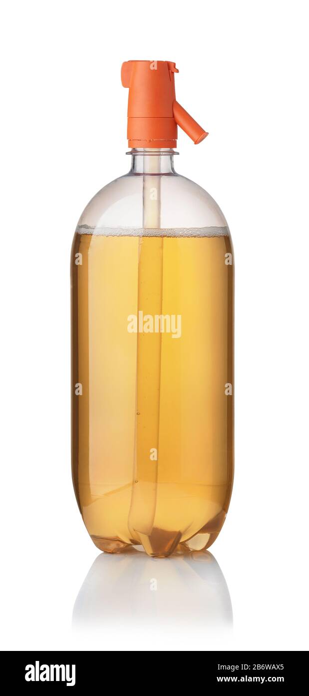 Plastic bottle of apple cider isolated on white Stock Photo - Alamy