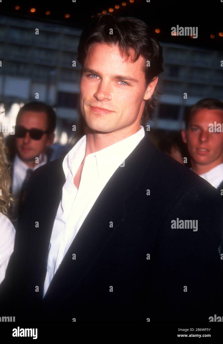 British soap operas hi-res stock photography and images - Alamy