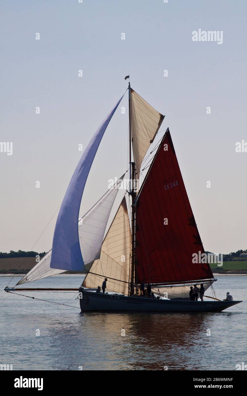 Essex oyster smack CK 348 My Alice in full sail Stock Photo - Alamy