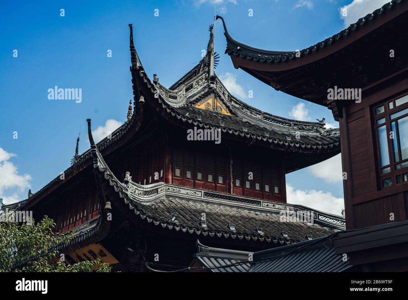 Chinese ancient temple with beautiful traditional architecture Stock ...