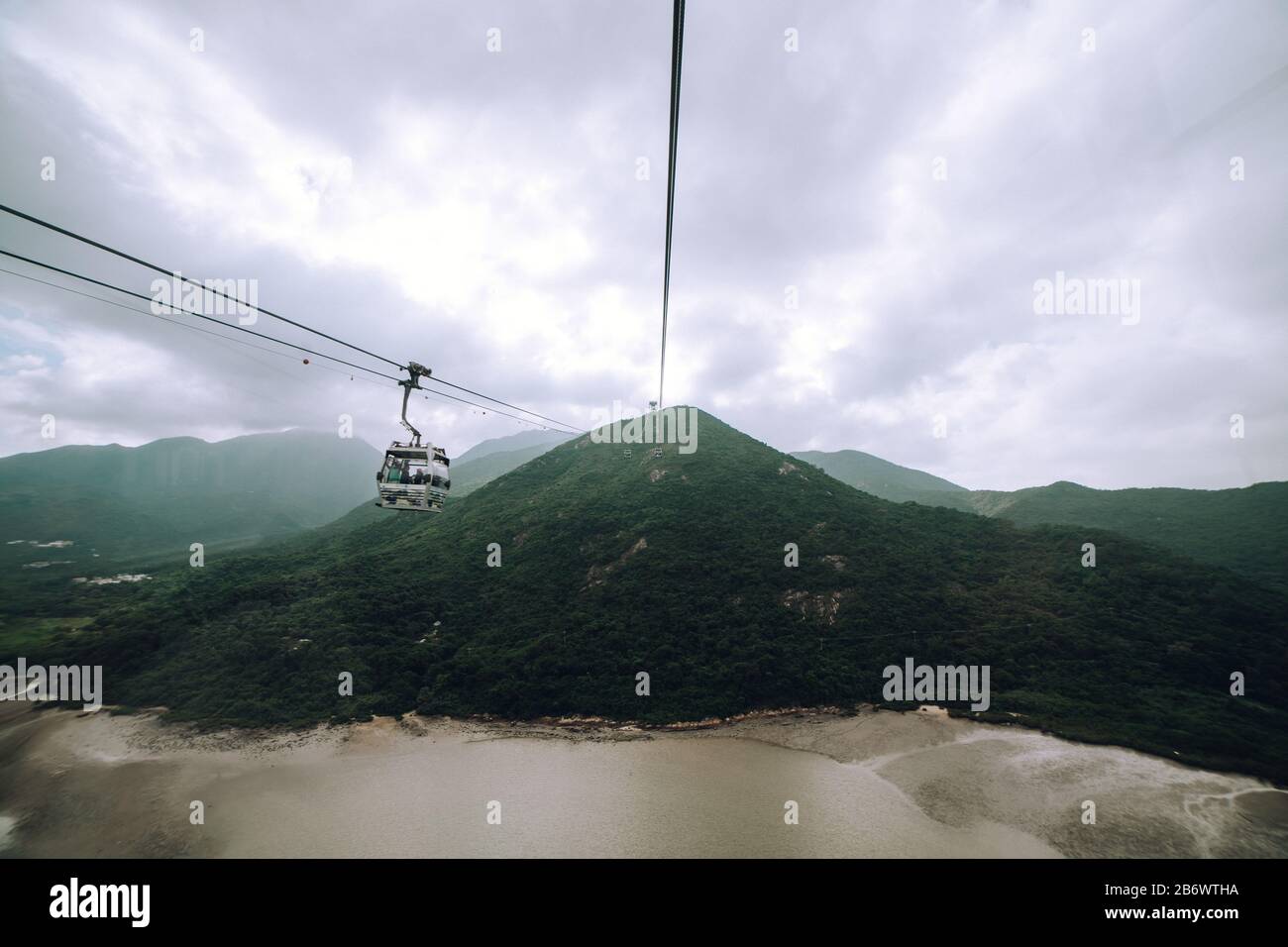Cable car hong kong ocean park hi-res stock photography and images - Alamy