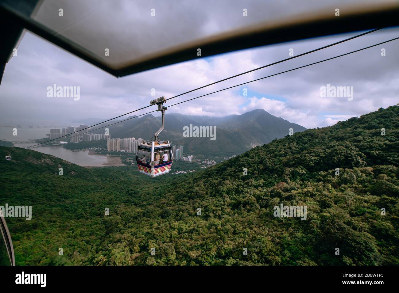Cable car hong kong ocean park hi-res stock photography and images - Alamy