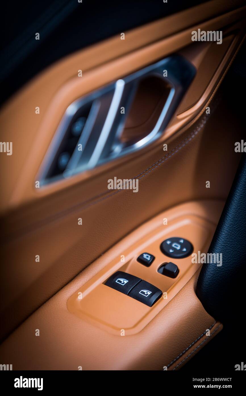 Automatic opening window hi-res stock photography and images - Alamy