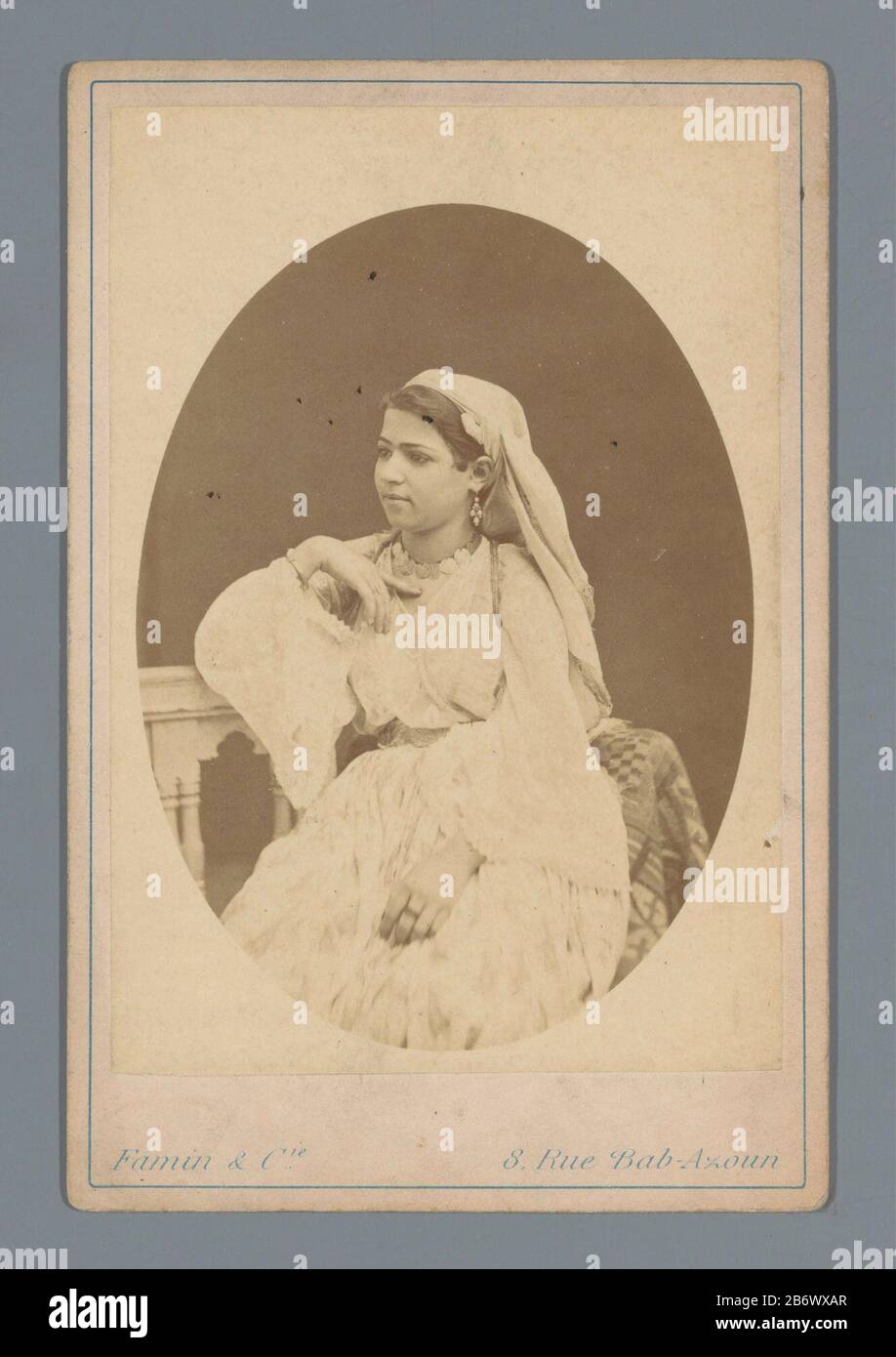 Young moorish woman hi-res stock photography and images - Alamy