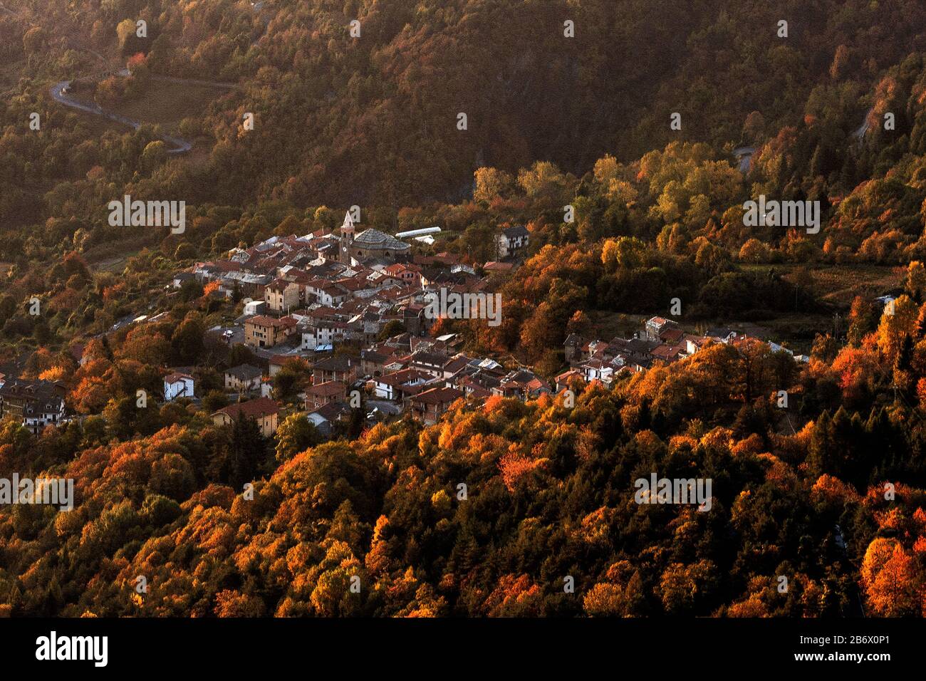 Alta via dei monti liguri hi-res stock photography and images - Alamy