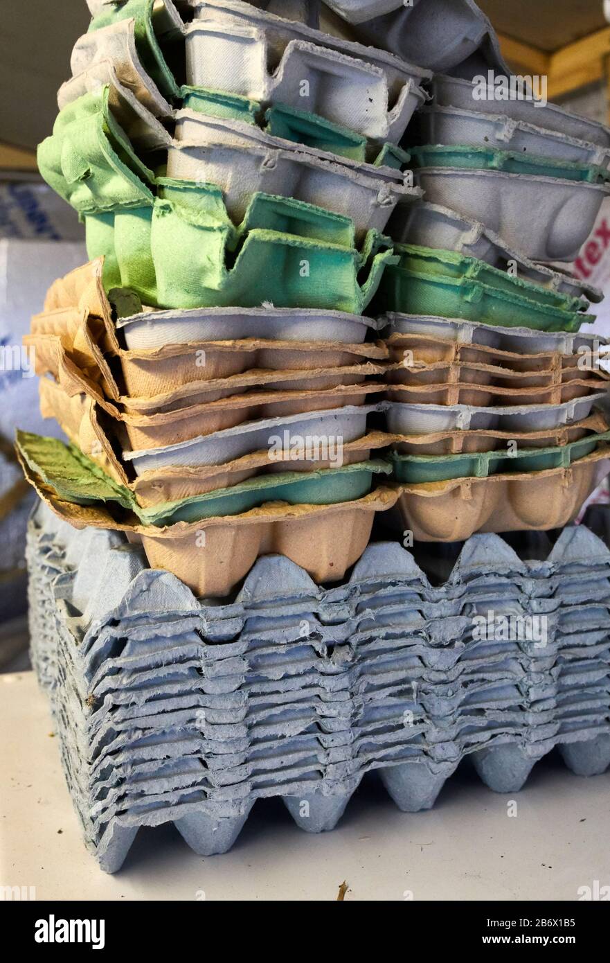 Chicken egg boxes hi-res stock photography and images - Alamy