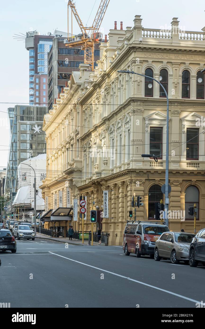 Tall glass buildings hi-res stock photography and images - Alamy