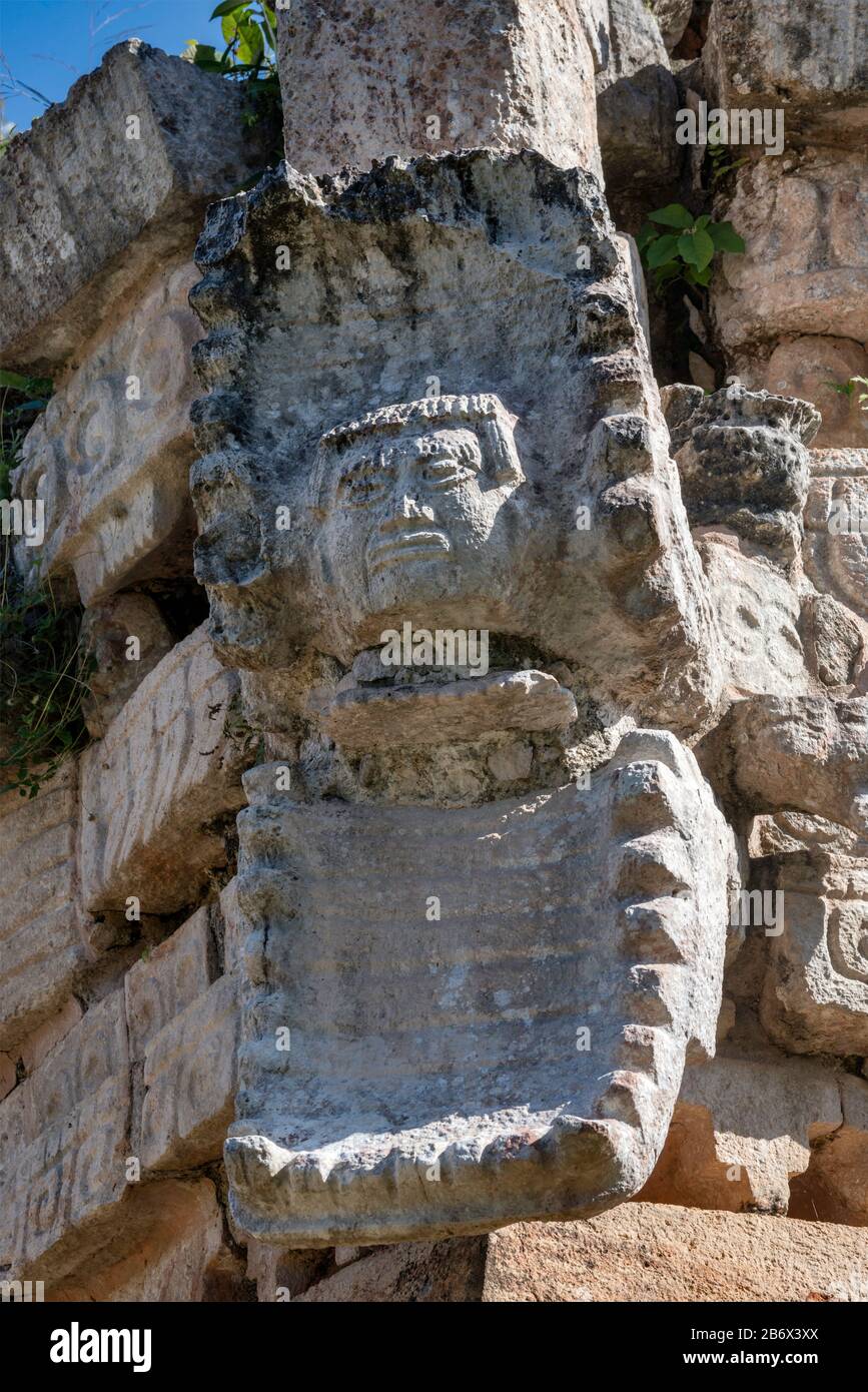 Carvings at El Palacio, Mayan ruins at Labna archaeological site ...