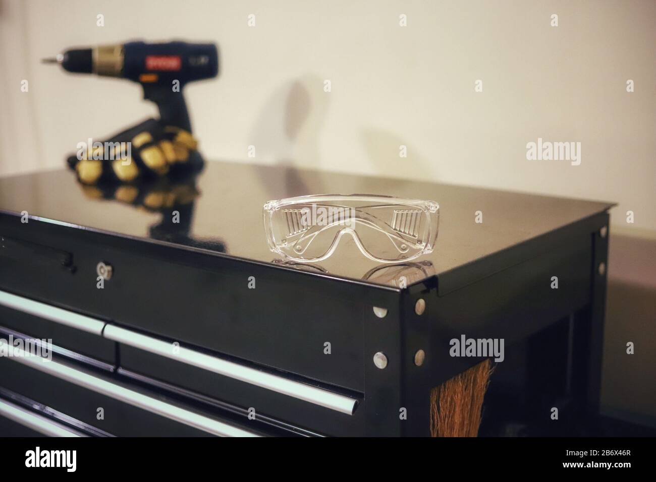 Safety Goggle High Resolution Stock Photography and Images - Alamy